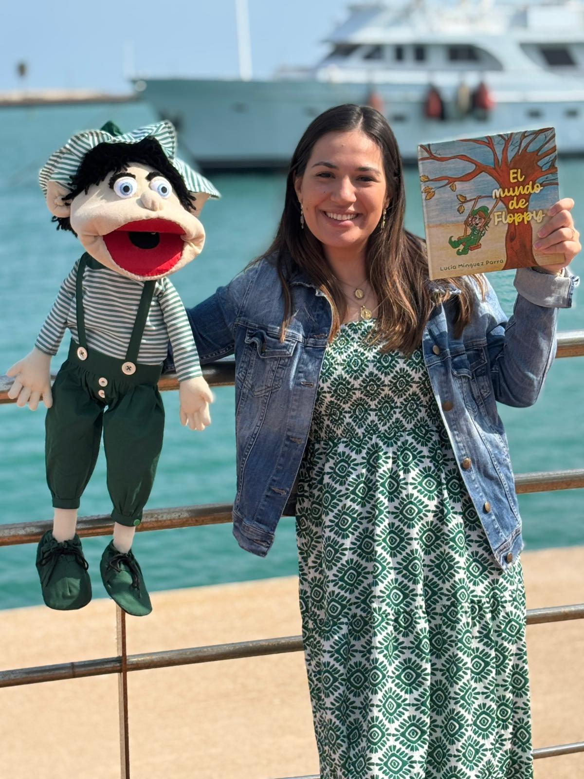 La autora Lucía Mínguez Parra, nos habla sobre su obra "El mundo de ...